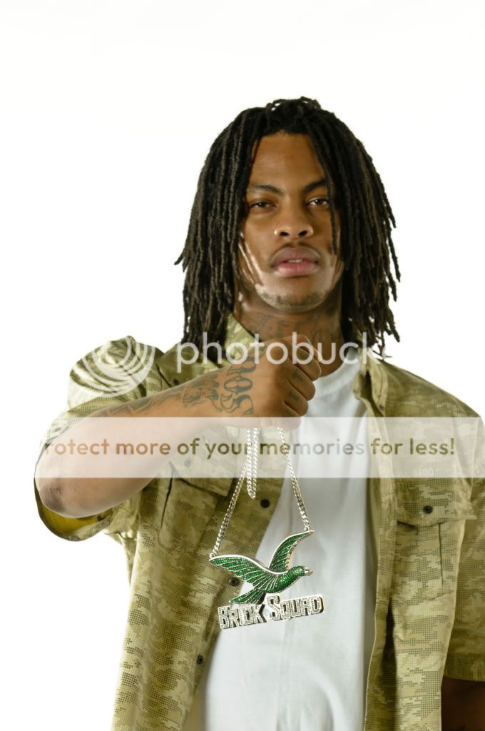Waka Flaka Flame Show Erupts Into Violence!